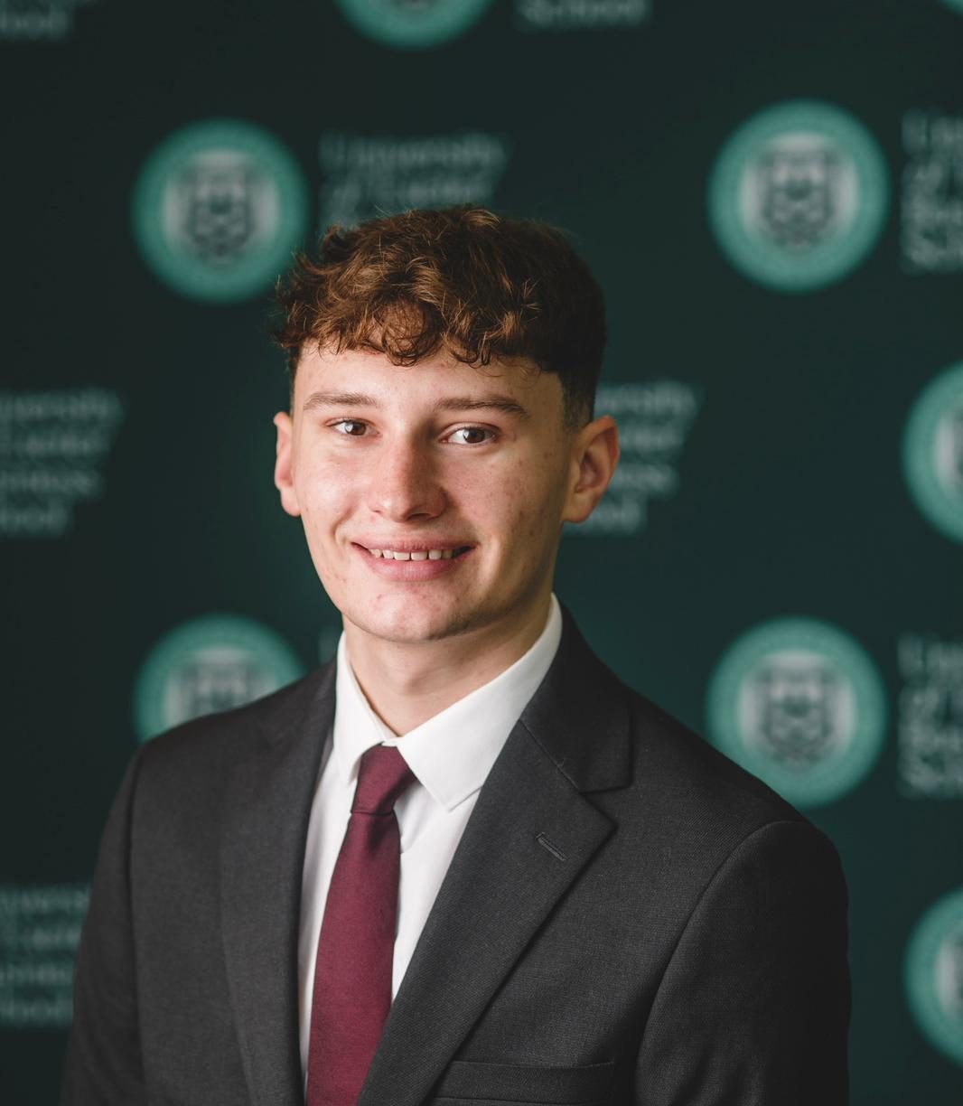 Team - Exeter Economics Review